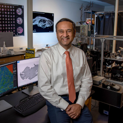 Rohit Bhargava receives the 2022 NY/NJ Society for Applied Spectroscopy ...