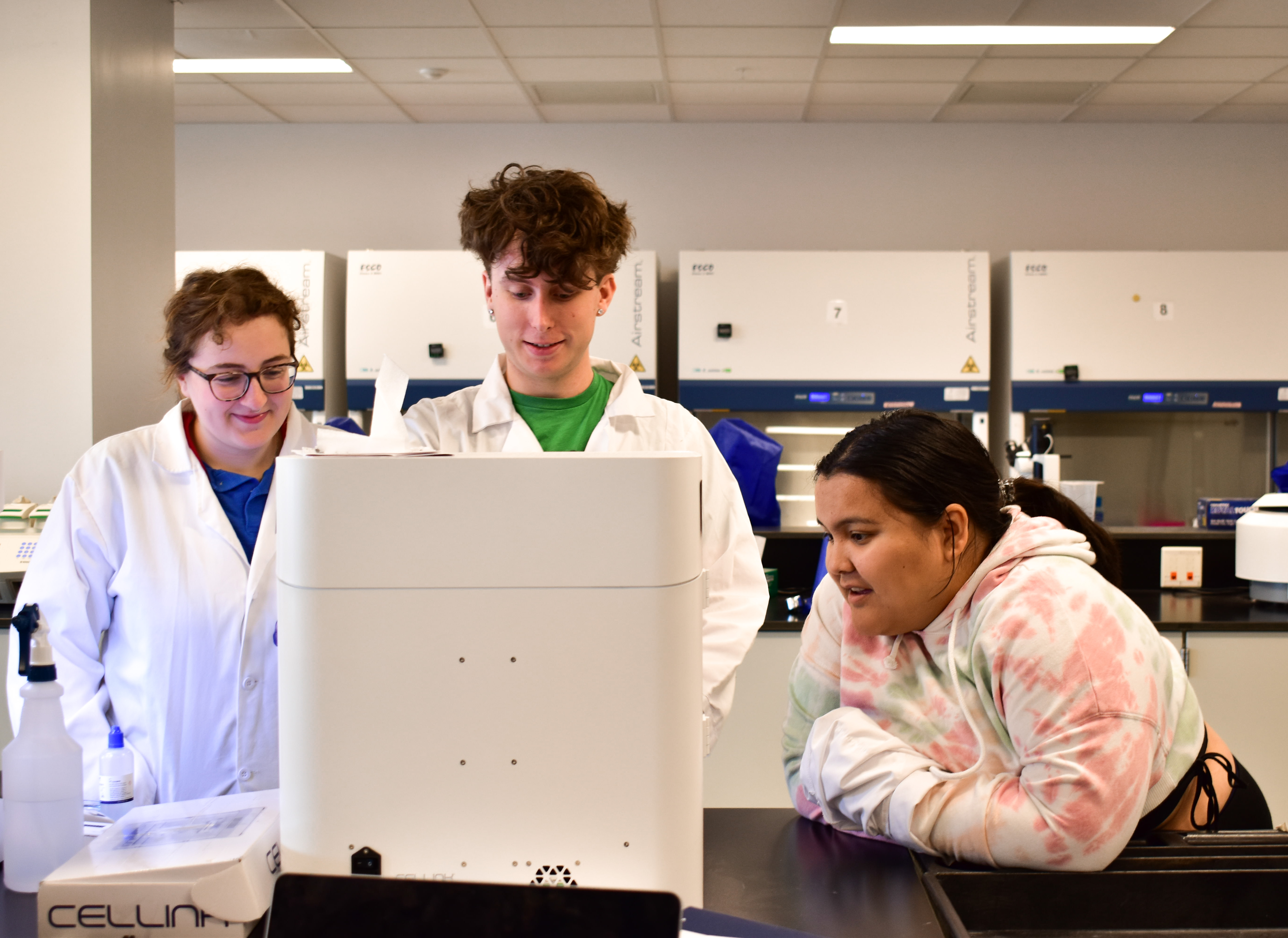 BIOE 306: Putting theory into hands-on practice in Biofabrication Lab ...